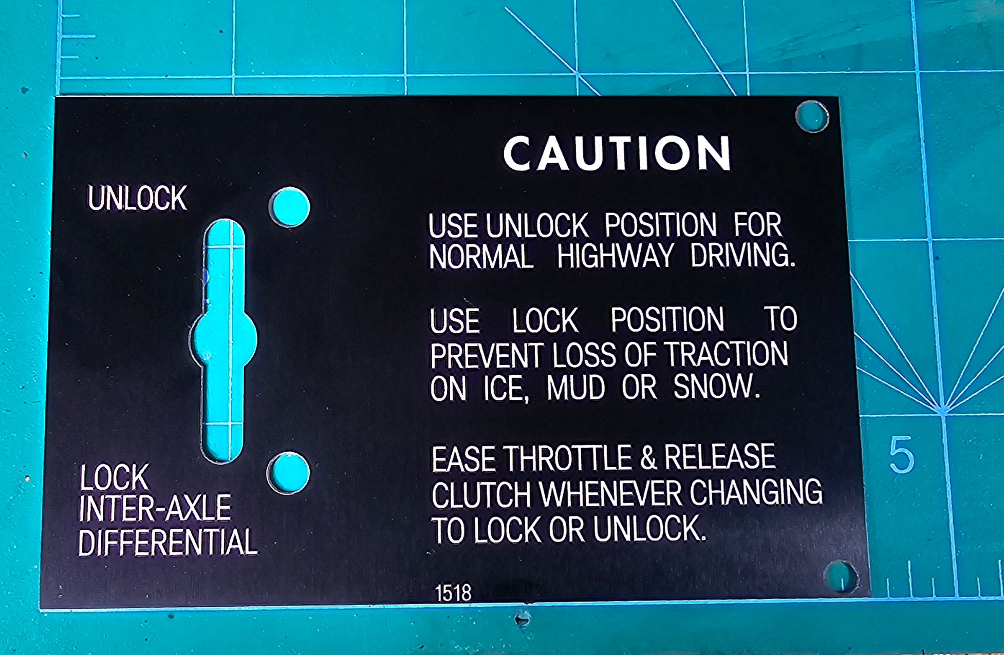 RH Drive Kenworth Inter Axle Differential Lock Switch Plate – The Tag Guy